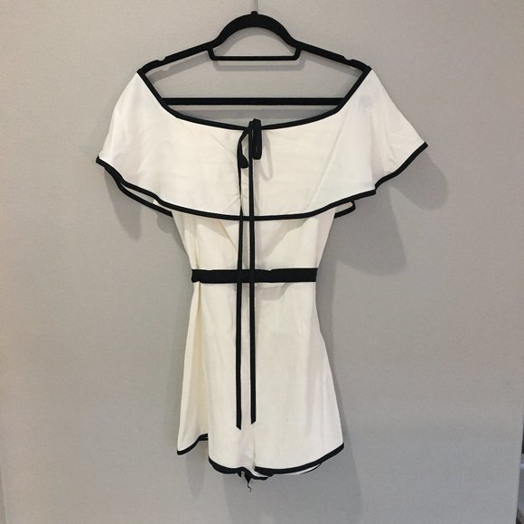 Alexis | Pants & Jumpsuits | Alexis White With Black Trim Off The ...